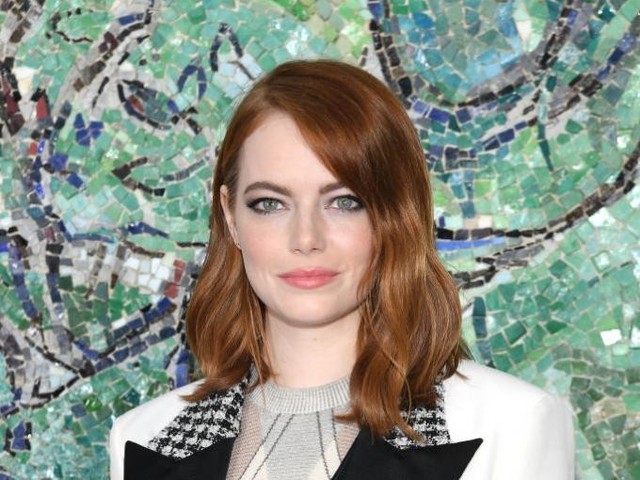 エマ・ストーンが、ジャスティン・セローと交際⁉︎（SPUR NEWS）