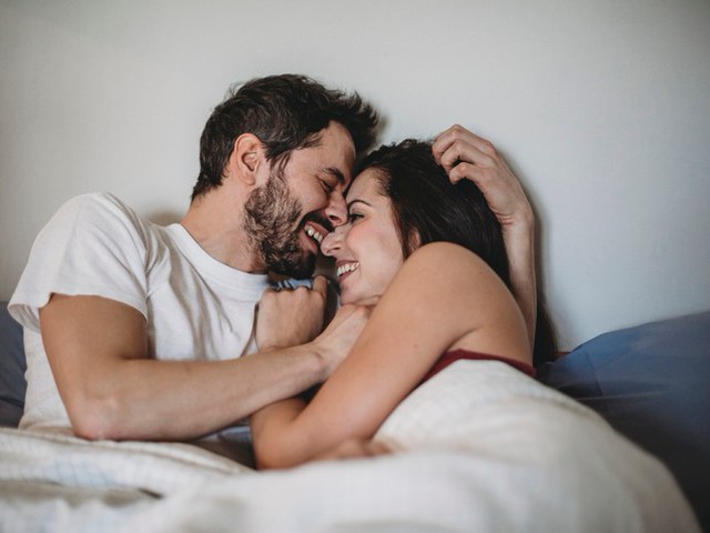 意外と多い!? 「小さめな胸」の女性を好む男性の本音3選（ananweb）