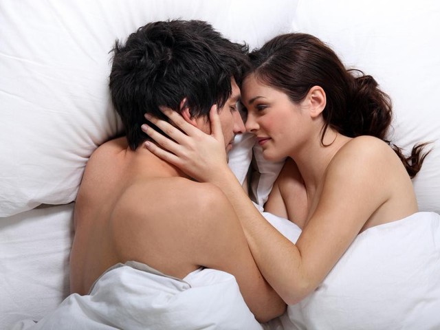 寝顔をジーッと…男が逃げたくなる女のやりすぎ愛情表現（ananweb）