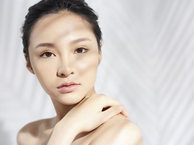 くっきりアイラインは時代遅れ!! 大人女性は〝根元マスカラ〟で目元を美しく（CHANTO WEB）