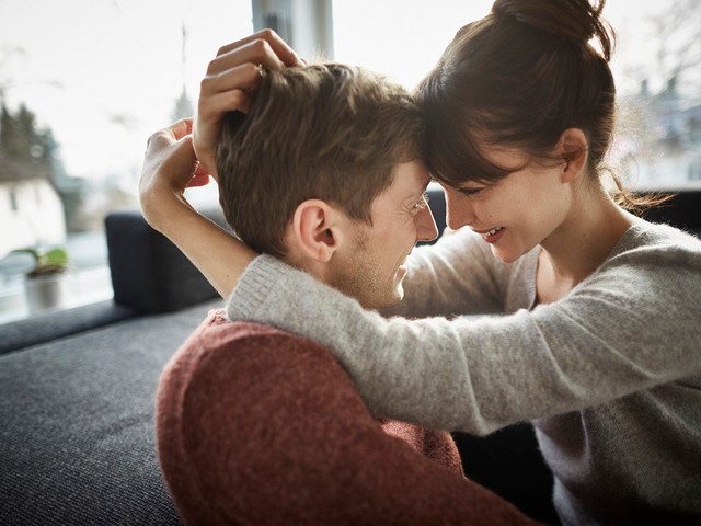 胸キュンでメロメロ！…彼を骨抜きにする「女性からのハグ」（ananweb）