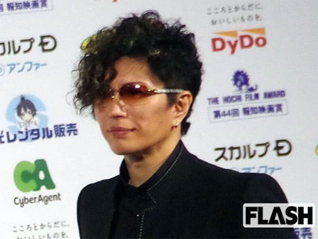 GACKT、失踪騒動の真相明かす「事務所と揉めて沖縄に半年いた」（SmartFLASH）