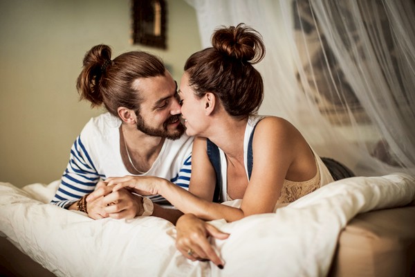 今夜抱きたい…お家デートに聴きたい「盛り上がるラブラブBGM」6選（ananweb）