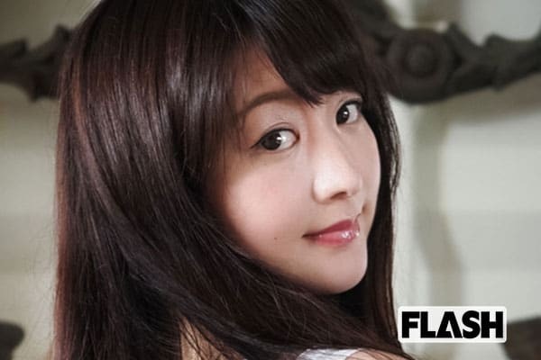 旅ドル「歩りえこ」コロナ禍で収入激減…“裸一貫”で6年振りグラビア（SmartFLASH）