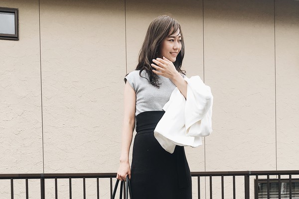 夏のオフィスカジュアル！guのリブTシャツが優秀（BAILA News）