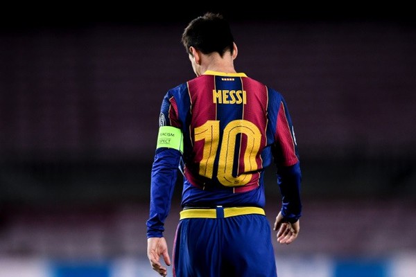 PSG、メッシに「異例の背番号」を用意か（Qoly）