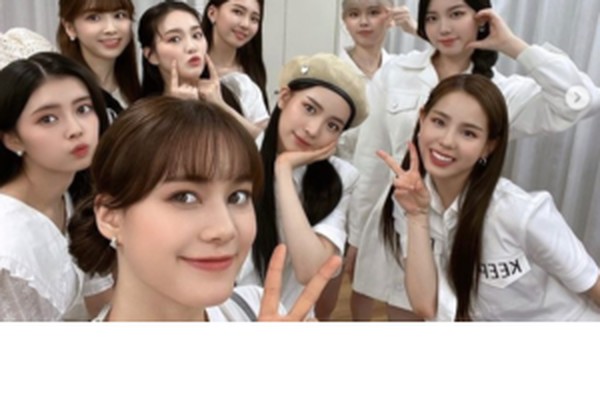 NiziU、メンバー揃ってNIZOOの着ぐるみ姿。可愛すぎてキュン！（歌詞/音楽情報 UtaTen）