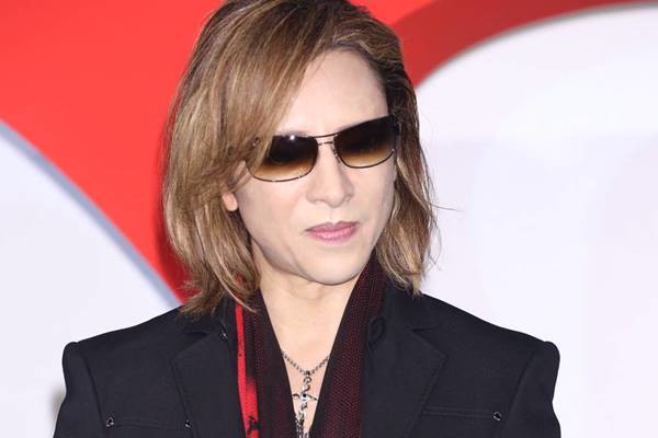 YOSHIKI 番組で大量に食べていたお菓子が海外でニュースに（女性自身）